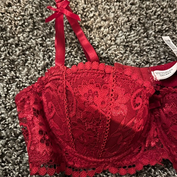 Victoria's Secret | Intimates & Sleepwear | Nwt Victorias Secret Red ...